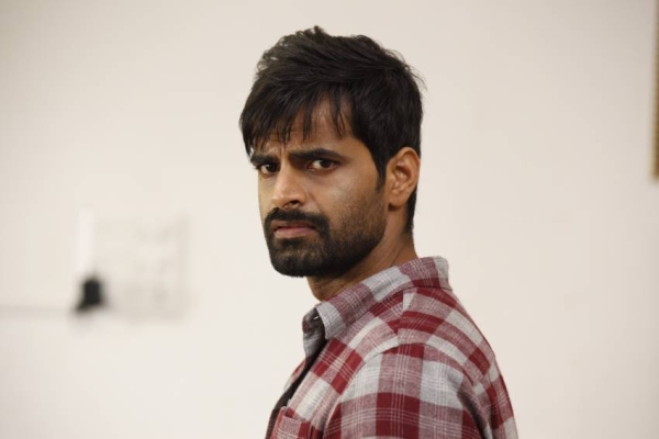 Yaaro Photos: HD Images, Pictures, Stills, First Look Posters of Yaaro ...