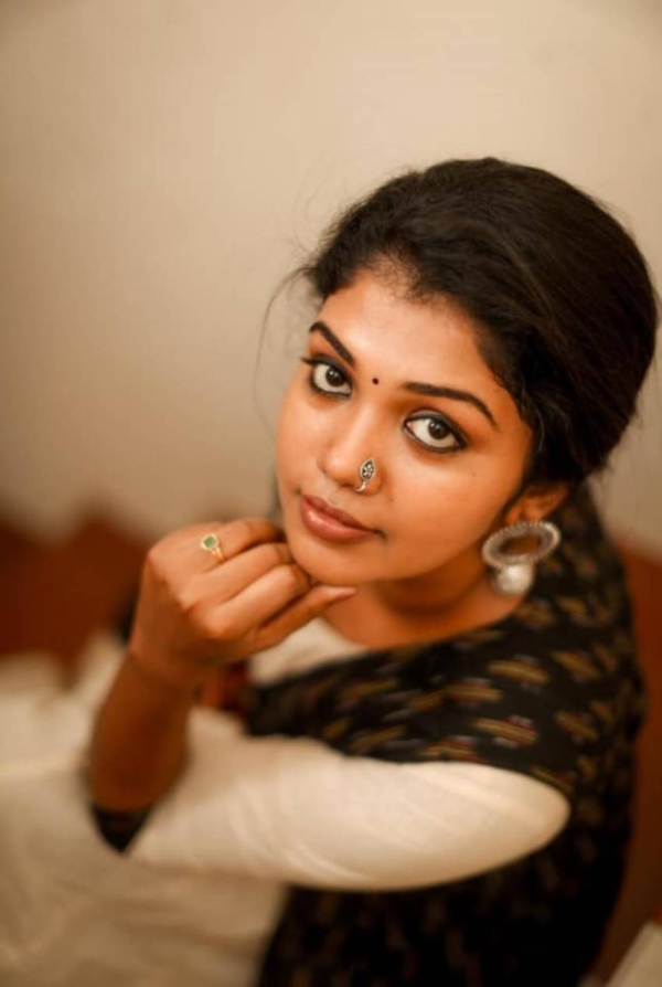 Riythvika Photos [HD]: Latest Images, Pictures, Stills of Riythvika ...