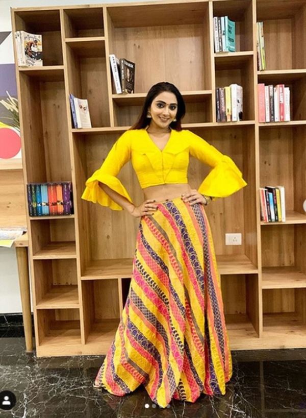 Natasha Doshi Photos: Latest HD Images, Pictures, Stills & Pics - FilmiBeat