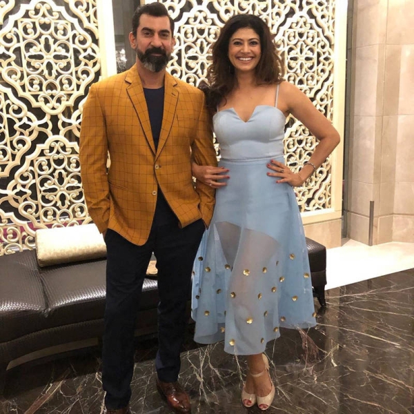 Romantic Moments of Pooja Batra And Nawab Shah