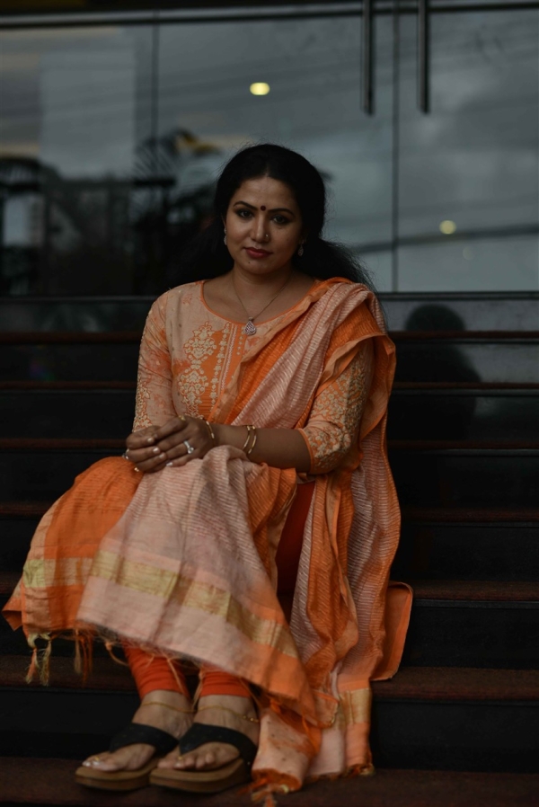 Sheelu Abraham Photos: Latest HD Images, Pictures, Stills & Pics ...