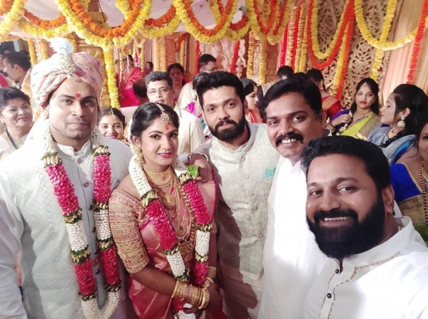 Yagna Shetty And Sandeep Shetty Marriage Photos