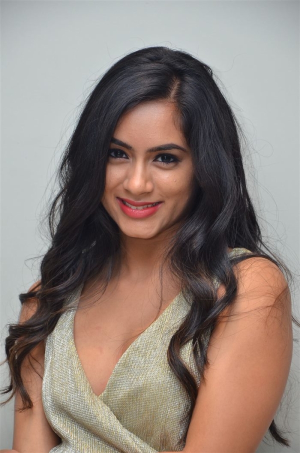 Neha Krishna Photos: Latest HD Images, Pictures, Stills & Pics - FilmiBeat