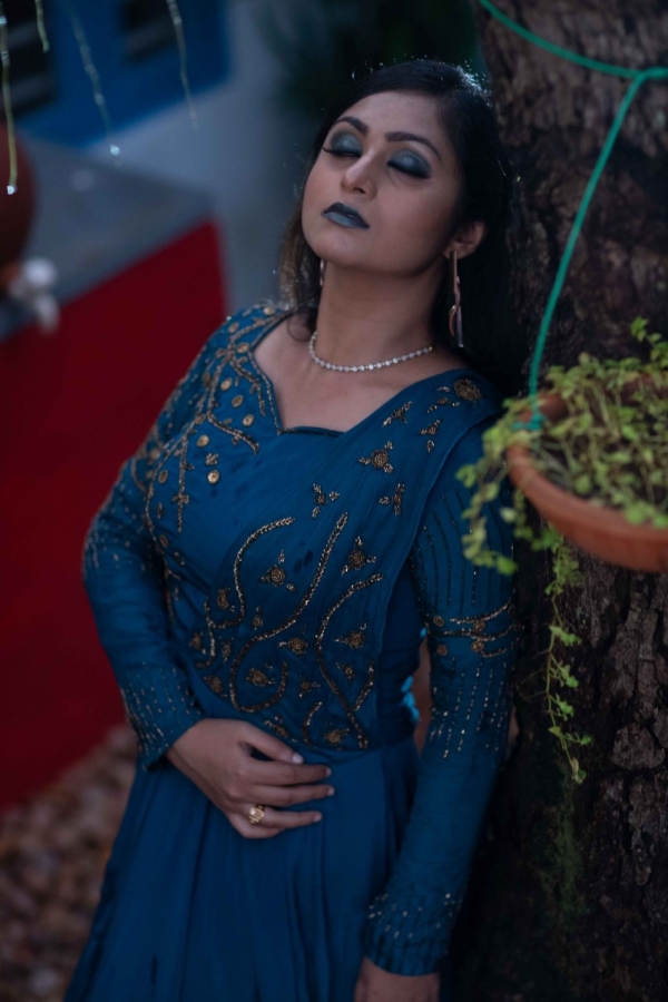 Nazreen Photos: Latest HD Images, Pictures, Stills & Pics - FilmiBeat