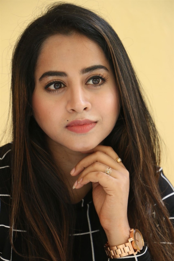 Swathi Deekshith Photos: Latest HD Images, Pictures, Stills & Pics ...