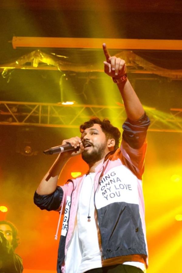 Hiphop Tamizha Adhi Photos: Latest HD Images, Pictures, Stills & Pics ...