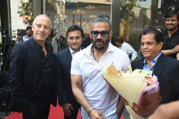 Sunil Shetty snapped at the launch of the GM Occhio store in Mumbai