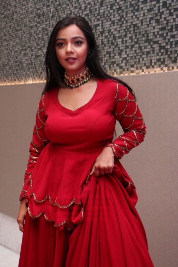 Nithya Shetty Photos: Latest HD Images, Pictures, Stills & Pics - FilmiBeat