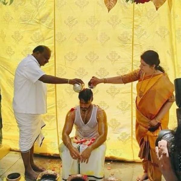 Nikhil Kumaraswamy And Revathi Marriage Photos