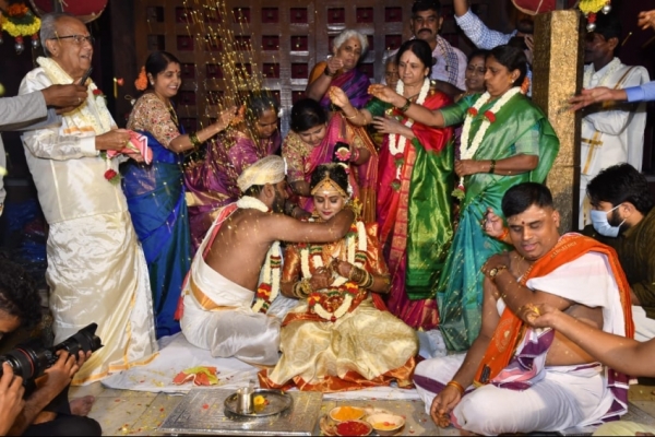 Actress Mayuri Kyatari & Arun Wedding Photos