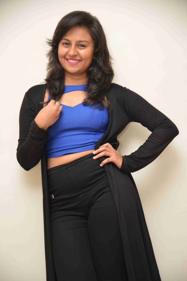 Jayashree Photos: Latest HD Images, Pictures, Stills & Pics - FilmiBeat