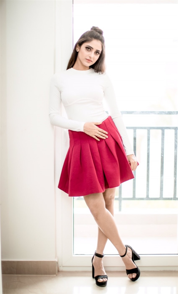 Ayesha Photos [HD]: Latest Images, Pictures, Stills of Ayesha - FilmiBeat