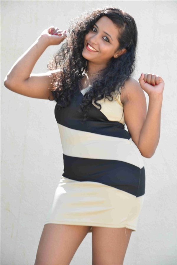 Anusha R Nair Photos: Latest HD Images, Pictures, Stills & Pics - FilmiBeat