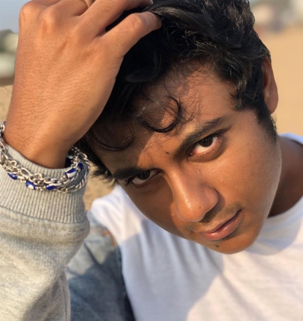 Aajeedh Photos: Latest HD Images, Pictures, Stills & Pics - FilmiBeat