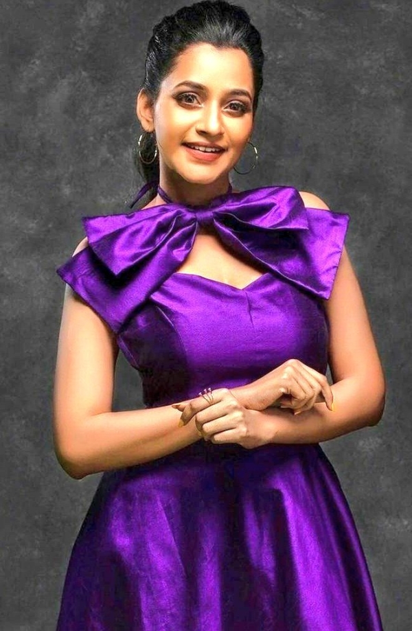 Abarnathi Photos: Latest HD Images, Pictures, Stills & Pics - FilmiBeat