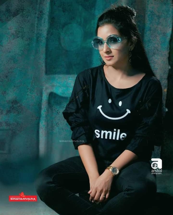 Alphy Panjikaran Photos: Latest HD Images, Pictures, Stills & Pics ...