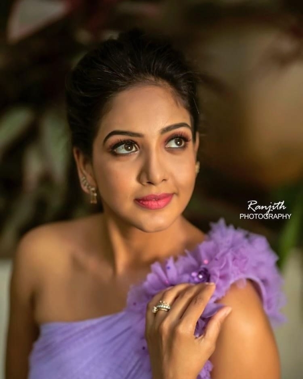 Pavani Reddy Photos [HD]: Latest Images, Pictures, Stills of Pavani ...