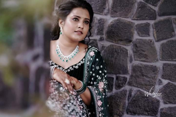 Roshna Ann Roy Photos: Latest HD Images, Pictures, Stills & Pics ...