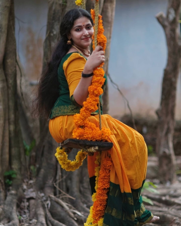 Anu Sithara Photos: Latest HD Images, Pictures, Stills & Pics - FilmiBeat