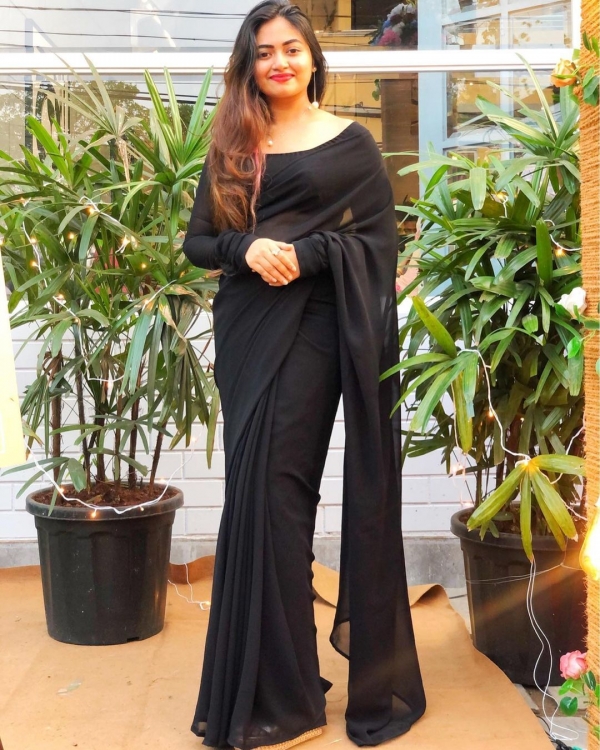 Shalin Zoya Photos: Latest HD Images, Pictures, Stills & Pics - FilmiBeat