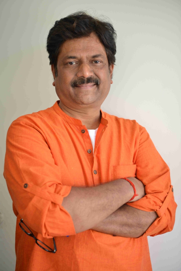 AMRUTH APARTMENTS Film Trailer Launch Photos - FilmiBeat