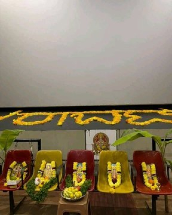 Craze For D Boss Darshan Begin In Theatres Photos Photos - FilmiBeat