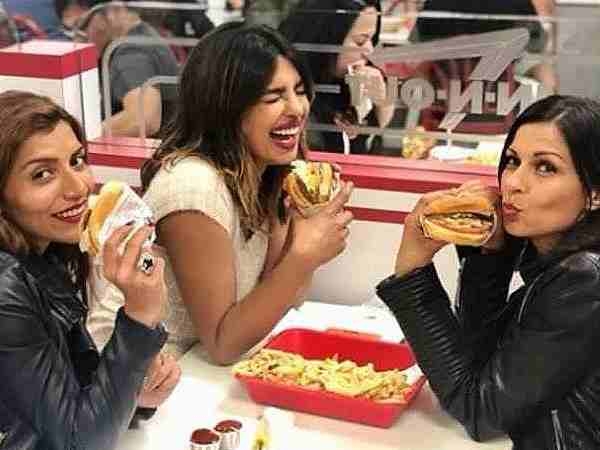 Priyanka Chopra hilarious pics eating food | प्रियंका चोपड़ा की ...