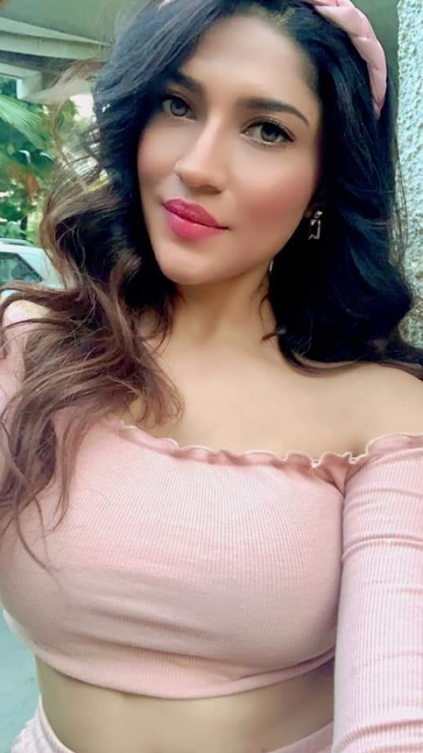 Iti Acharya Photos: Latest HD Images, Pictures, Stills & Pics - FilmiBeat