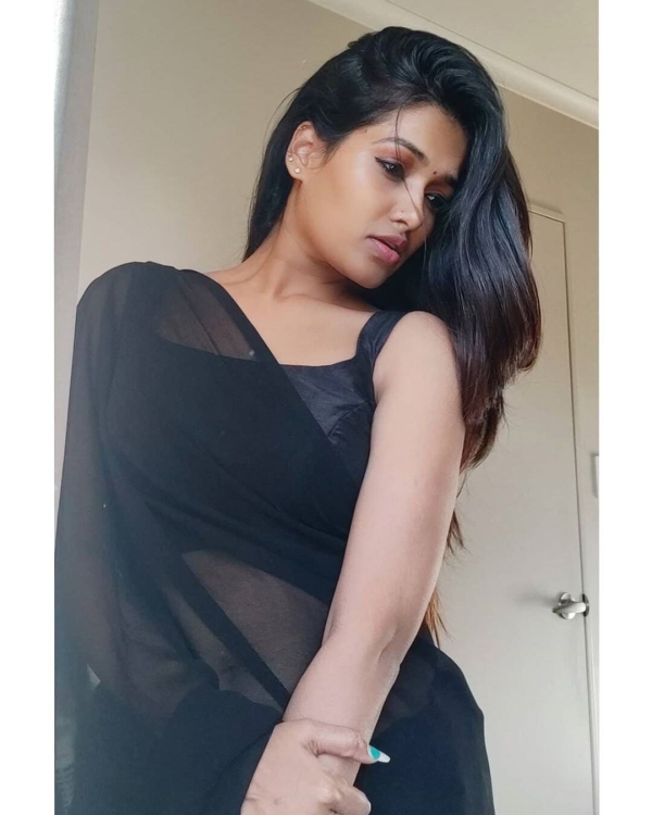 Suganya Subramanian Photos: Latest HD Images, Pictures, Stills & Pics ...