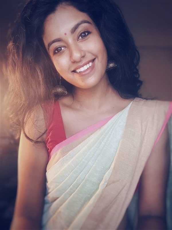 Roshini Haripriyan Photos: Latest HD Images, Pictures, Stills & Pics ...