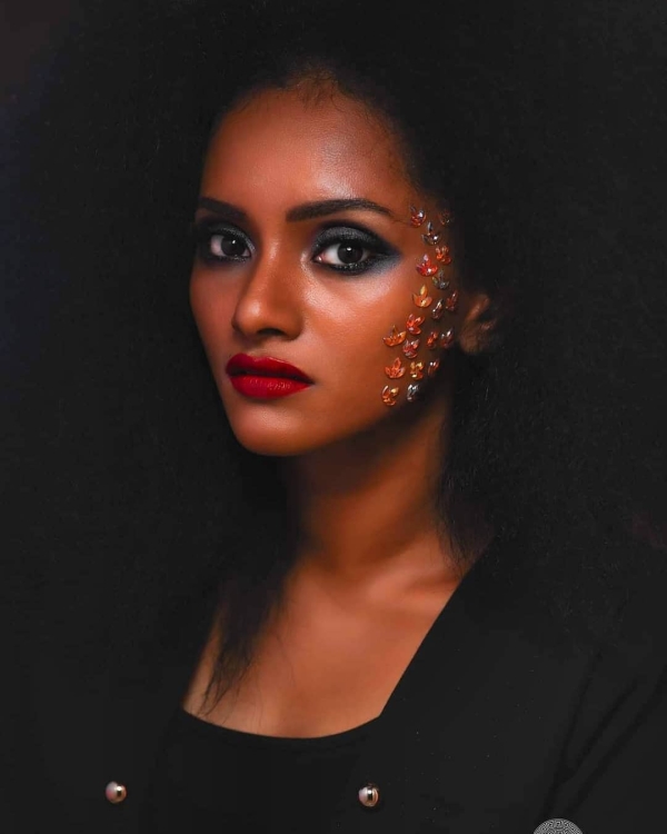 Star Magic Fame Anna Chacko In Stylish Look | സ്റ്റാര്‍ മാജിക്ക് താരം ...