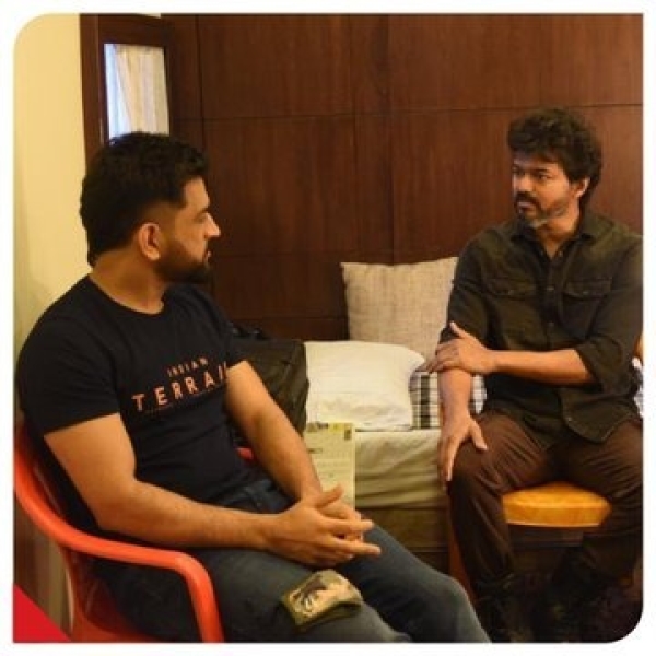 Former Indian Captain Dhoni Meets Thalapathy Vijay In Chennai Photos ...