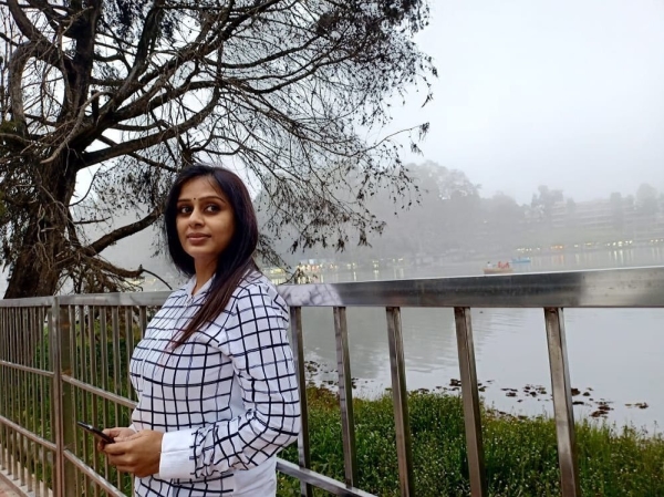 Latha Rao Photos: Latest HD Images, Pictures, Stills & Pics - FilmiBeat