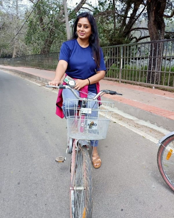 Latha Rao Photos: Latest HD Images, Pictures, Stills & Pics - FilmiBeat