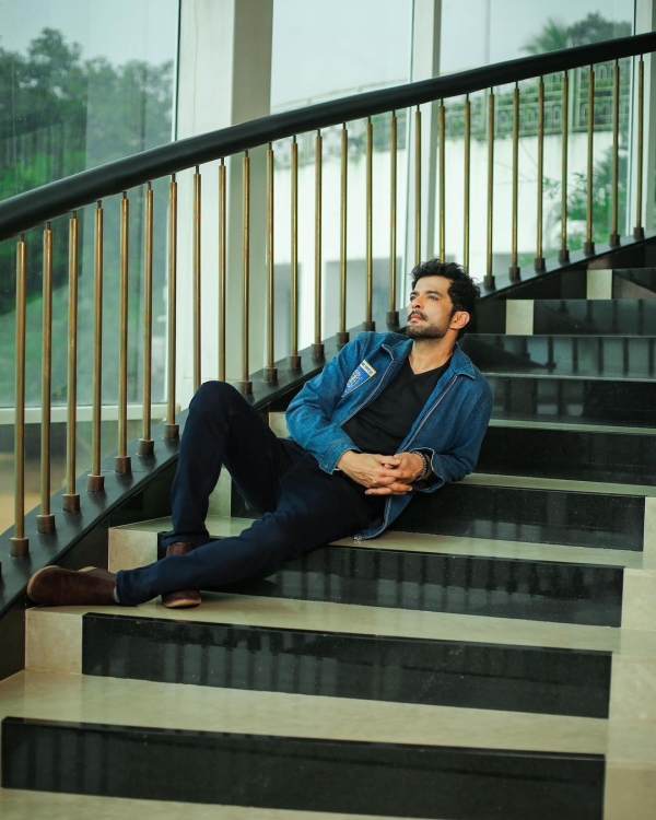 Raqesh Bapat Photos [HD]: Latest Images, Pictures, Stills of Raqesh ...