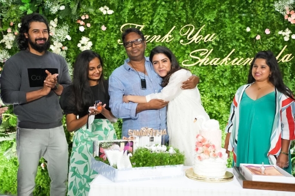Samantha Akkineni శాకుంతలం సెట్లో ఎమోషనల్ చివరి రోజున ఘనంగా వీడ్కోలు