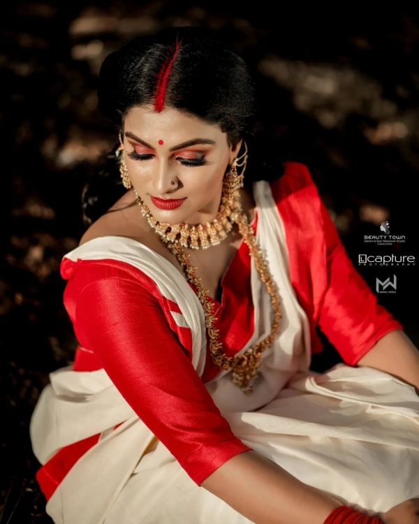 Serial Actress Rini Raj New Clicks in Kerala Saree | സ്റ്റാര്‍ മാജിക്ക് ...