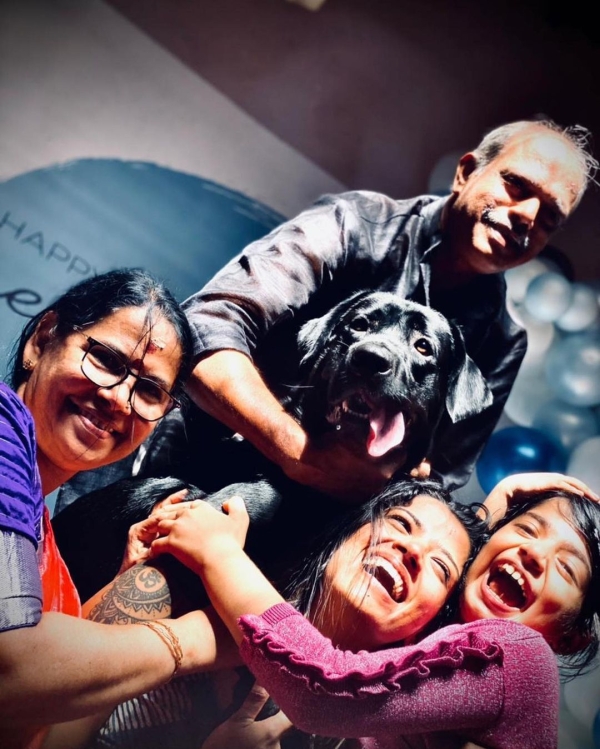 Singer Amrutha Suresh Birthday Celebration Stills Goes Viral On ...