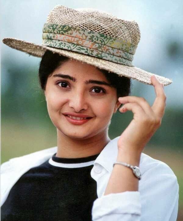 These BTS Pictures From The Sets Of Mohanlal’s Ravanaprabhu Will Make ...