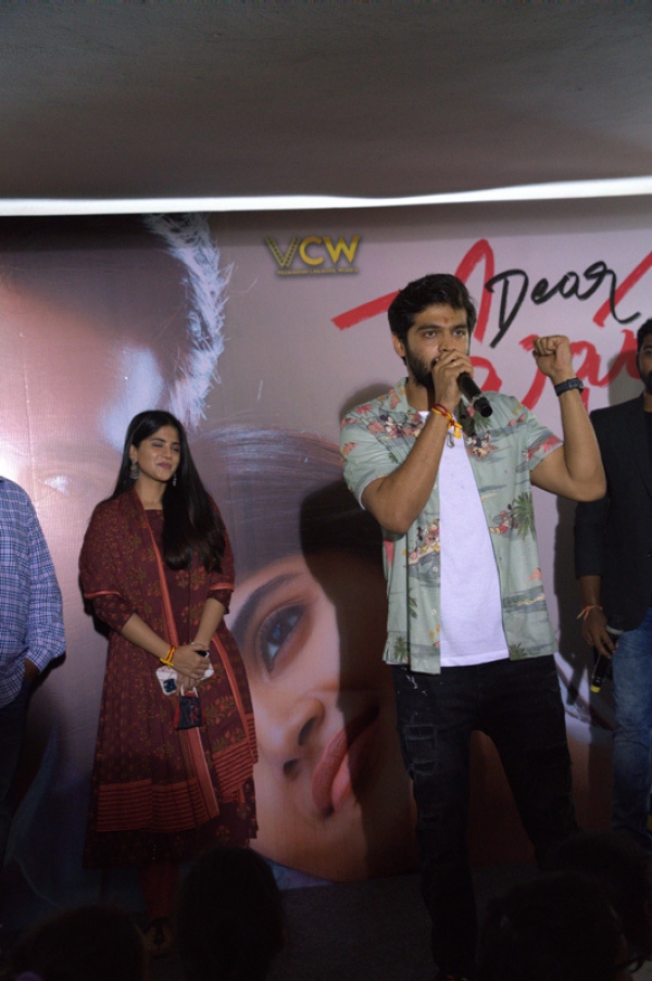 Dear Megha Movie Unit at Sri Chaitanya College Vijayawada Photos ...