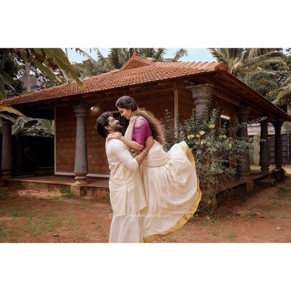 koodevide fame bipin jose And Ansitha Latest photoshoot Went Viral ...