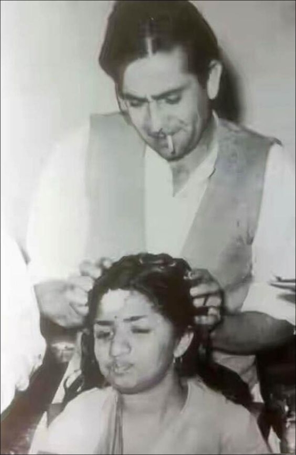 Lata Mangeshkar Birthday Special: Her Vintage Photos Which Are Timeless