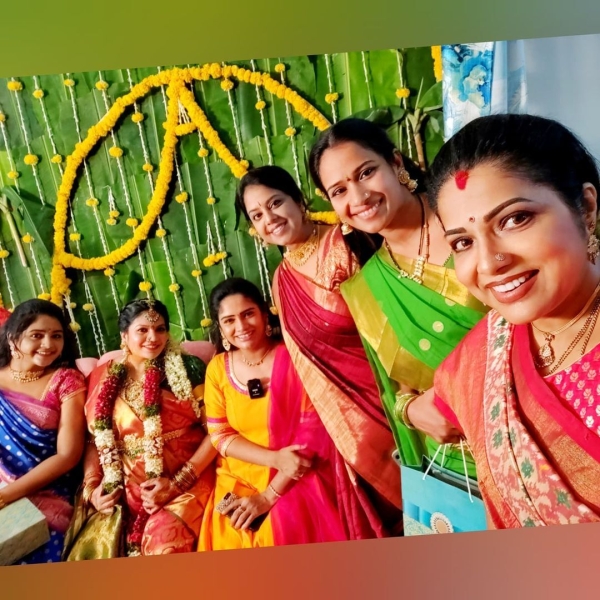 Bigg Boss Telugu Contestant Natraj Master భార్య నీతూ సీమంతం ఫోటోలు ...
