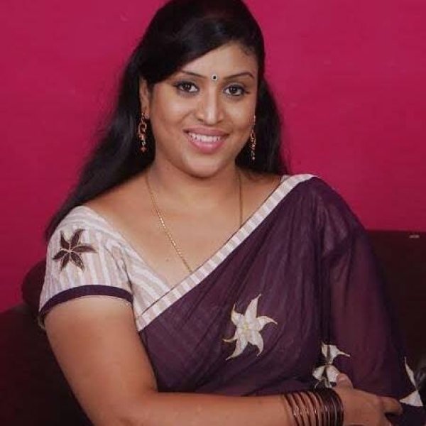 Uma Devi Photos: Latest HD Images, Pictures, Stills & Pics - FilmiBeat