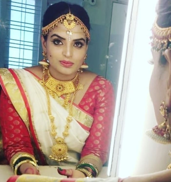 Bigg Boss Telugu 5 Sarayu: బిగ్ బాస్‌ కంటెస్టెంట్ సరయు హాట్ ఫొటోలు ...