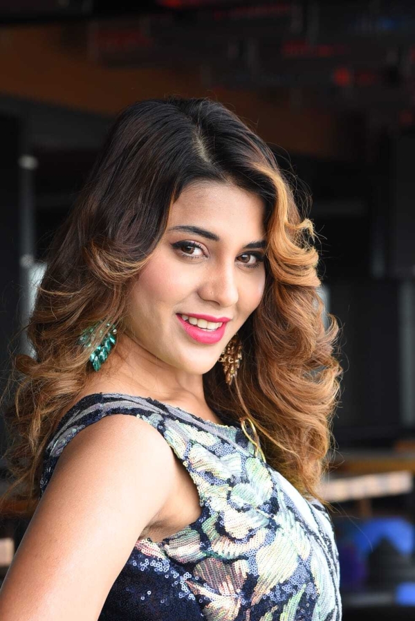 Hamida Khatoon Photos: Latest HD Images, Pictures, Stills & Pics ...