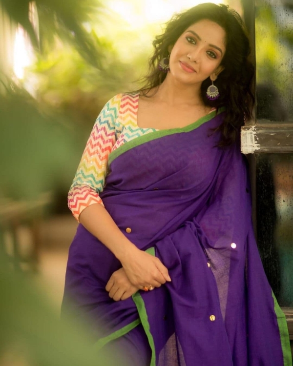 Pavani Reddy Photos [HD]: Latest Images, Pictures, Stills of Pavani ...