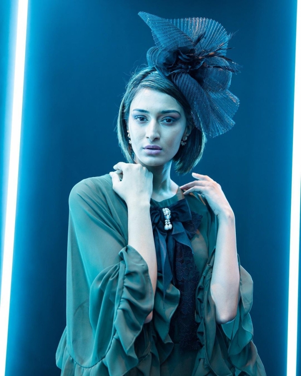 Erica Fernandes Latest Transformation Is Mind-Blowing; Actress Walk The ...