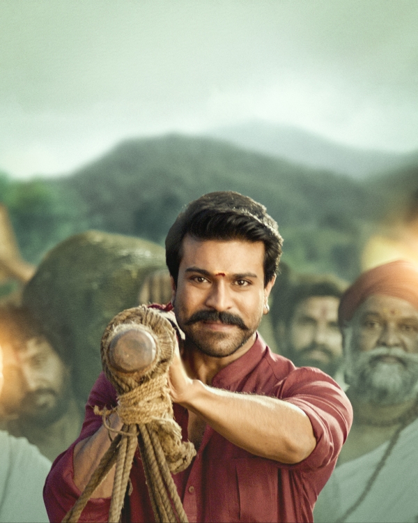 Ram Charan రచ్చ రేపుతున్న రాంచరణ్ ఫోటోలు.. ఆచార్యలో రెబల్ లుక్‌తో హల్ ...