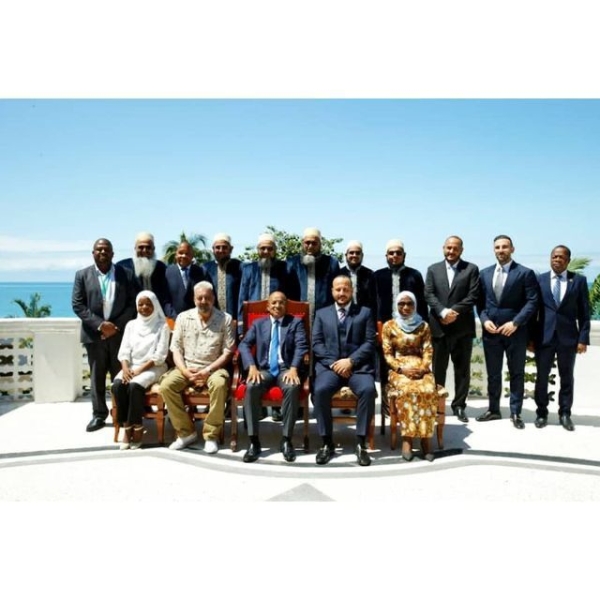 Sanjay Dutt becomes the ambassador of Zanzibar Island City Photos ...